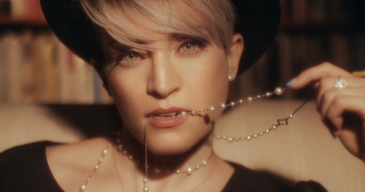 Barbra Lica :: CenterTix